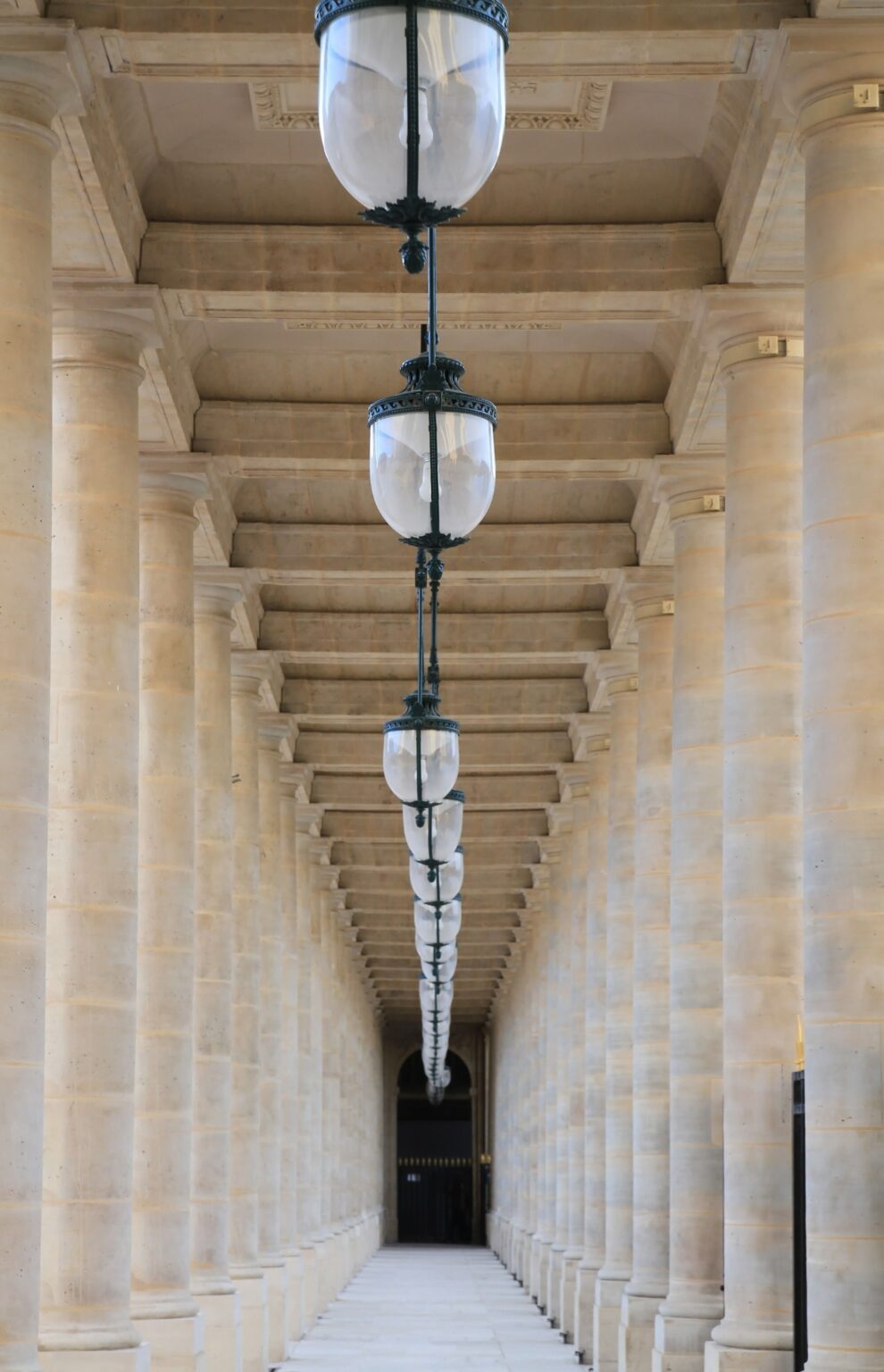 Covered passageways Paris 75 : A journey into History